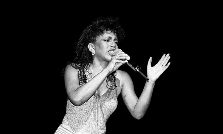 Valerie Simpson | Classic Motown Artists